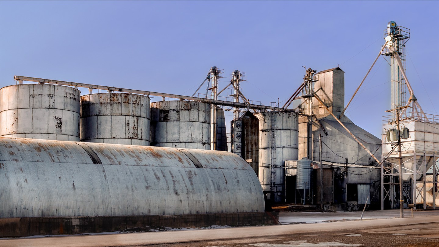 Finding the Art in Our Own Backyard – Photographer Clay